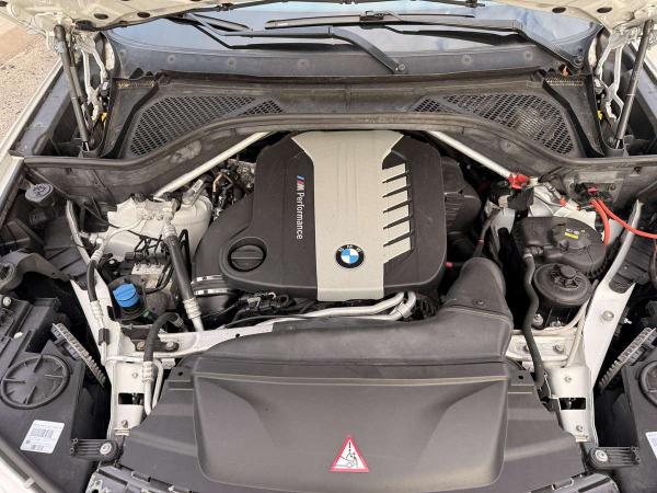 White BMW X5 2016 in Trakai, with an engine capacity of 2.99 L and mileage of 224 thousand km for 22000 €, photo 9 on AUTOMOTO.COM.LV