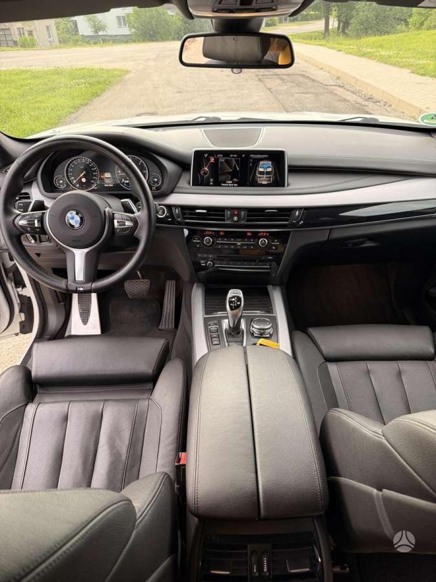 White BMW X5 2016 in Trakai, with an engine capacity of 2.99 L and mileage of 224 thousand km for 22000 €, photo 15 on AUTOMOTO.COM.LV