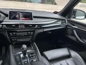 Balts BMW X5 2016 Viļņa, ar dzinēja tilpumu 4.40 L un nobraukumu 152 tūkst. km par 15900 €, foto 17 vietnē AUTOMOTO.COM.LV