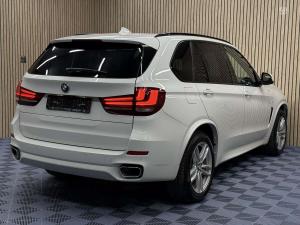 White BMW X5 2016 in Marijampole, with an engine capacity of 2.99 L and mileage of 255 thousand km for 20750 €, photo 9 on AUTOMOTO.COM.LV