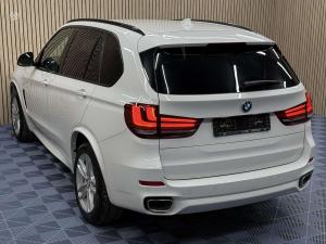 White BMW X5 2016 in Marijampole, with an engine capacity of 2.99 L and mileage of 255 thousand km for 20750 €, photo 12 on AUTOMOTO.COM.LV