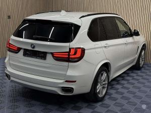 White BMW X5 2016 in Marijampole, with an engine capacity of 2.99 L and mileage of 255 thousand km for 20750 €, photo 13 on AUTOMOTO.COM.LV