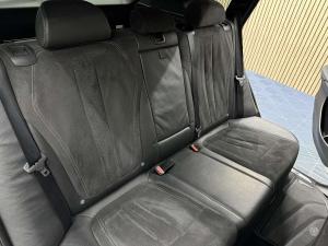White BMW X5 2016 in Marijampole, with an engine capacity of 2.99 L and mileage of 255 thousand km for 20750 €, photo 19 on AUTOMOTO.COM.LV