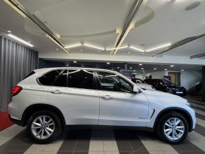 Balts BMW X5 2016 Rīga, ar dzinēja tilpumu 2.00 L un nobraukumu 182 tūkst. km par 20599 €, foto 7 vietnē AUTOMOTO.COM.LV