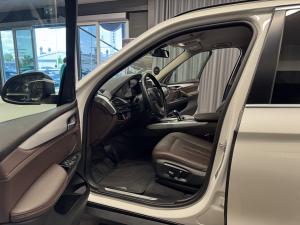 Balts BMW X5 2016 Rīga, ar dzinēja tilpumu 2.00 L un nobraukumu 182 tūkst. km par 20599 €, foto 11 vietnē AUTOMOTO.COM.LV