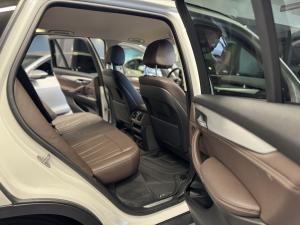 Balts BMW X5 2016 Rīga, ar dzinēja tilpumu 2.00 L un nobraukumu 182 tūkst. km par 20599 €, foto 25 vietnē AUTOMOTO.COM.LV