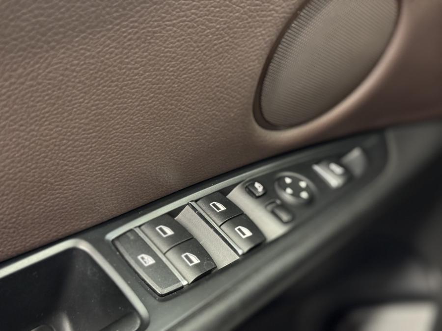 Balts BMW X5 2016 Rīga, ar dzinēja tilpumu 2.00 L un nobraukumu 182 tūkst. km par 20599 €, foto 27 vietnē AUTOMOTO.COM.LV