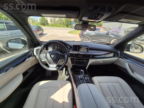 White BMW X5 2016 in Riga, with an engine capacity of 3.00 L and mileage of 90 thousand km for 19490 €, photo 10 on AUTOMOTO.COM.LV