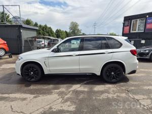 White BMW X5 2016 in Riga, with an engine capacity of 3.00 L and mileage of 206 thousand km for 22590 €, photo 10 on AUTOMOTO.COM.LV