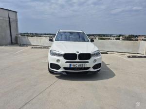 Белый БМВ Х5 2016 в Вильнюс, объемом двигателя 2.98 л и пробегом 222 тыс. км за 21400 €, фото 4 на AUTOMOTO.COM.LV