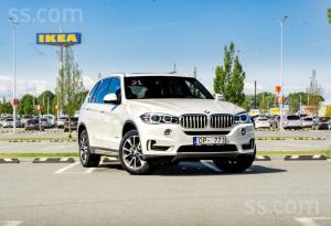 White BMW X5 2016 in Riga, with an engine capacity of 3.00 L and mileage of 90 thousand km for 19490 €, photo 3 on AUTOMOTO.COM.LV