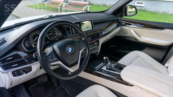 Balts BMW X5 2016 Rīga, ar dzinēja tilpumu 3.00 L un nobraukumu 90 tūkst. km par 19490 €, foto 10 vietnē AUTOMOTO.COM.LV