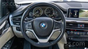 White BMW X5 2016 in Riga, with an engine capacity of 3.00 L and mileage of 90 thousand km for 19490 €, photo 15 on AUTOMOTO.COM.LV