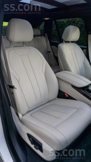 White BMW X5 2016 in Riga, with an engine capacity of 3.00 L and mileage of 90 thousand km for 19490 €, photo 30 on AUTOMOTO.COM.LV