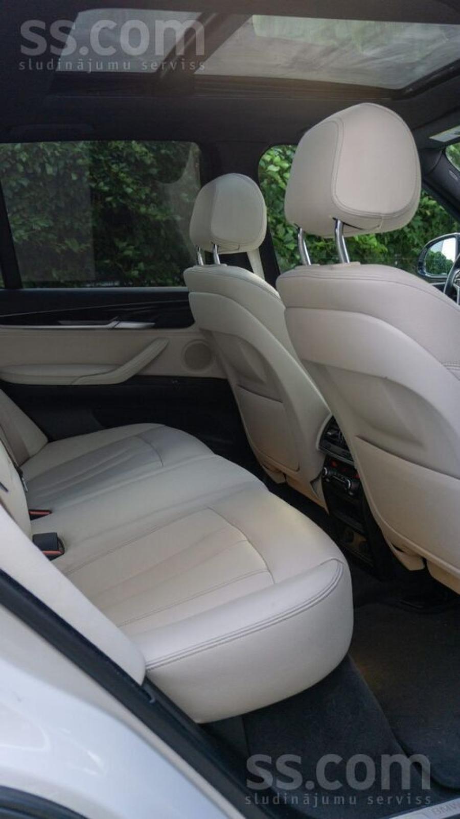 White BMW X5 2016 in Riga, with an engine capacity of 3.00 L and mileage of 90 thousand km for 19490 €, photo 31 on AUTOMOTO.COM.LV