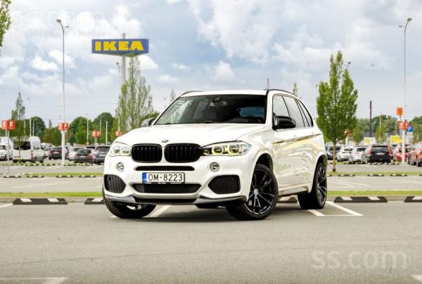 Balts BMW X5 2016 Rīga, ar dzinēja tilpumu 3.00 L un nobraukumu 206 tūkst. km par 22590 €, foto 4 vietnē AUTOMOTO.COM.LV