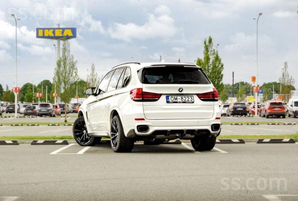 Balts BMW X5 2016 Rīga, ar dzinēja tilpumu 3.00 L un nobraukumu 206 tūkst. km par 22590 €, foto 8 vietnē AUTOMOTO.COM.LV