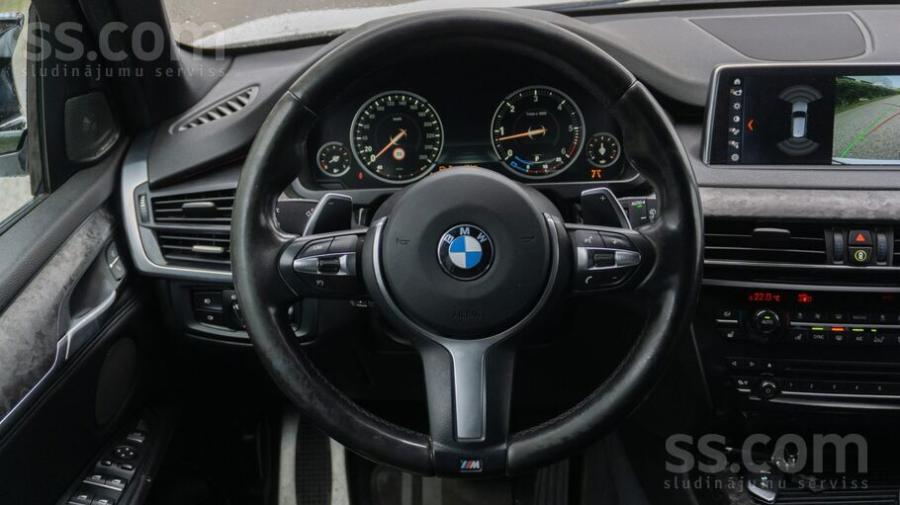 White BMW X5 2016 in Riga, with an engine capacity of 3.00 L and mileage of 206 thousand km for 22590 €, photo 15 on AUTOMOTO.COM.LV