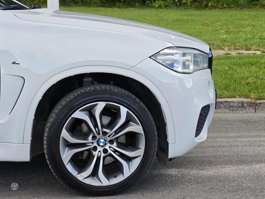 Balts BMW X5 2016 Viļņa, ar dzinēja tilpumu 3.00 L un nobraukumu 155 tūkst. km par 22000 €, foto 10 vietnē AUTOMOTO.COM.LV