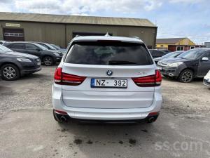 Balts BMW X5 2016 Rīga, ar dzinēja tilpumu 3.00 L un nobraukumu 240 tūkst. km par 15500 €, foto 6 vietnē AUTOMOTO.COM.LV