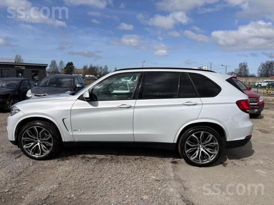 Balts BMW X5 2016 Rīga, ar dzinēja tilpumu 3.00 L un nobraukumu 240 tūkst. km par 15500 €, foto 8 vietnē AUTOMOTO.COM.LV
