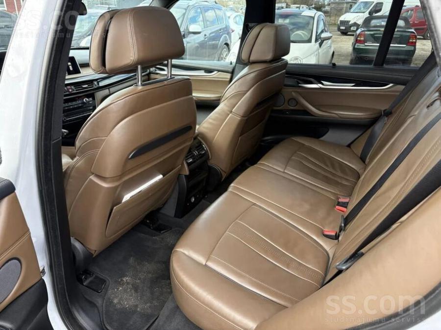 Balts BMW X5 2016 Rīga, ar dzinēja tilpumu 3.00 L un nobraukumu 240 tūkst. km par 15500 €, foto 36 vietnē AUTOMOTO.COM.LV