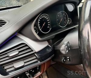 Белый БМВ Х5 2016 в Валмиера, объемом двигателя 3.00 л и пробегом 206 тыс. км за 24650 €, фото 11 на AUTOMOTO.COM.LV