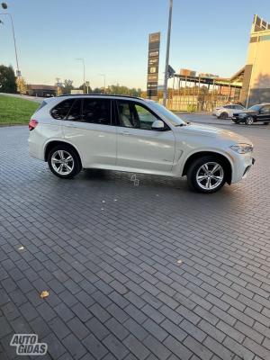 White BMW X5 2016 in Kaunas, with an engine capacity of 3.00 L and mileage of 152 thousand km for 15555 €, photo 4 on AUTOMOTO.COM.LV