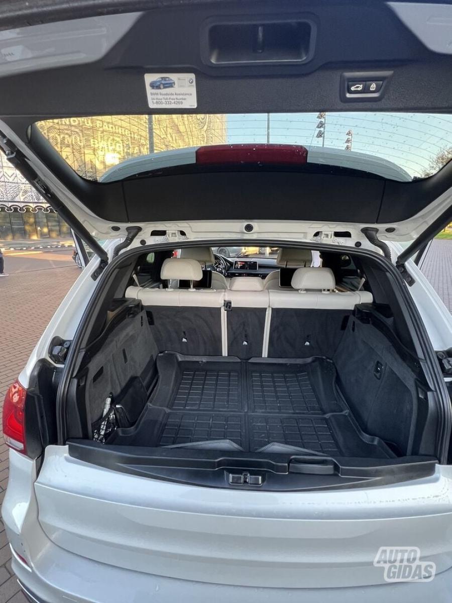 White BMW X5 2016 in Kaunas, with an engine capacity of 3.00 L and mileage of 152 thousand km for 15555 €, photo 15 on AUTOMOTO.COM.LV