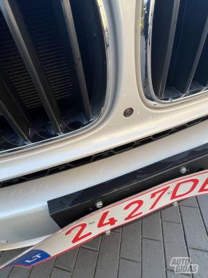 White BMW X5 2016 in Kaunas, with an engine capacity of 3.00 L and mileage of 152 thousand km for 15555 €, photo 16 on AUTOMOTO.COM.LV