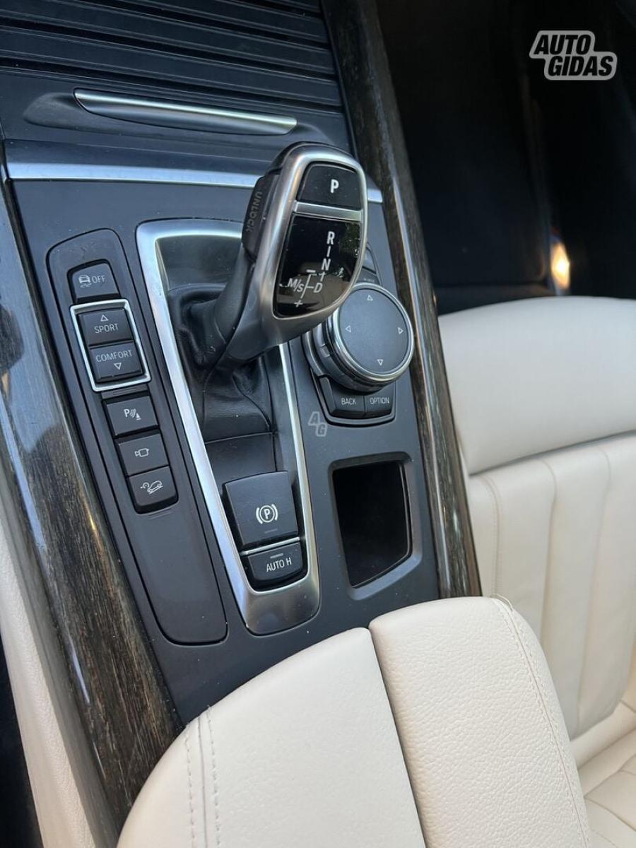 White BMW X5 2016 in Kaunas, with an engine capacity of 3.00 L and mileage of 152 thousand km for 15555 €, photo 23 on AUTOMOTO.COM.LV