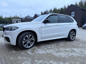 White BMW X5 2016 in Vilnius, with an engine capacity of 3.00 L and mileage of 155 thousand km for 18500 €, photo 9 on AUTOMOTO.COM.LV
