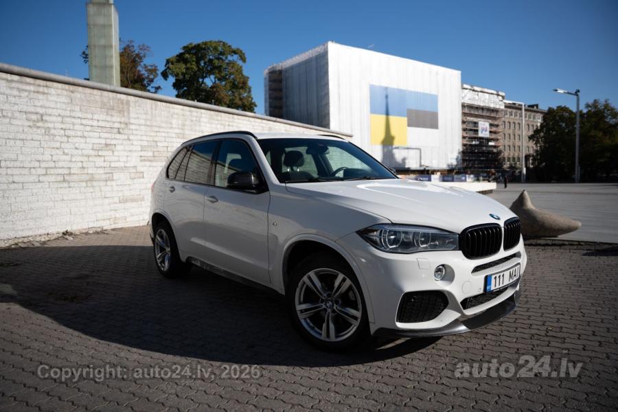 Balts BMW X5 2016 Tallina, ar dzinēja tilpumu 3.00 L un nobraukumu 207 tūkst. km par 25900 €, foto 1 vietnē AUTOMOTO.COM.LV