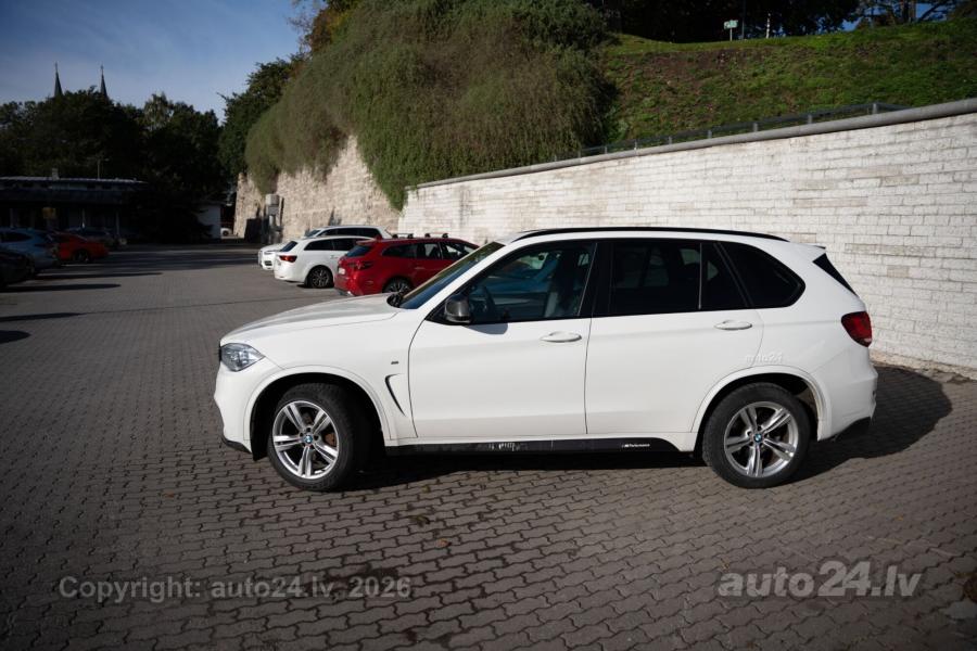 Balts BMW X5 2016 Tallina, ar dzinēja tilpumu 3.00 L un nobraukumu 207 tūkst. km par 25900 €, foto 7 vietnē AUTOMOTO.COM.LV