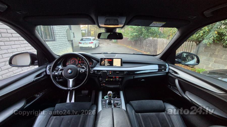 Balts BMW X5 2016 Tallina, ar dzinēja tilpumu 3.00 L un nobraukumu 207 tūkst. km par 25900 €, foto 10 vietnē AUTOMOTO.COM.LV
