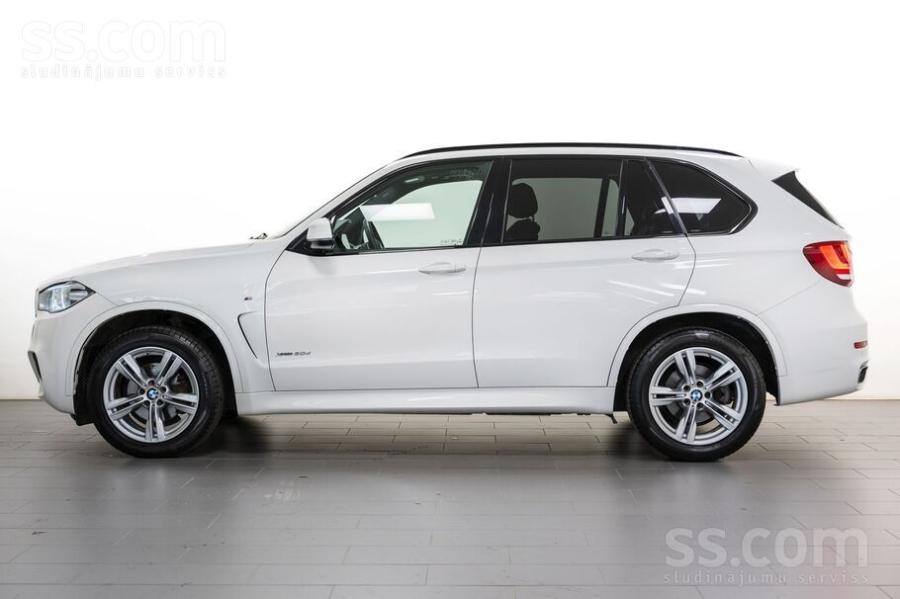Balts BMW X5 2017 Rīga, ar dzinēja tilpumu 3.00 L un nobraukumu 239 tūkst. km par 26900 €, foto 7 vietnē AUTOMOTO.COM.LV