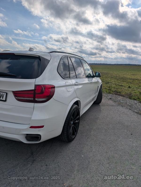 Balts BMW X5 2017 Tallina, ar dzinēja tilpumu 3.00 L un nobraukumu 214 tūkst. km par 25800 €, foto 11 vietnē AUTOMOTO.COM.LV