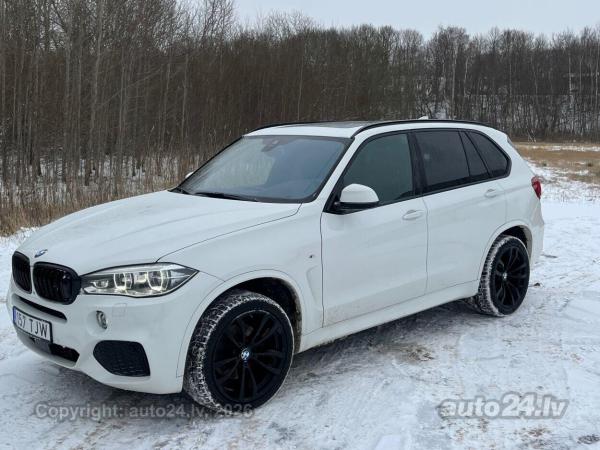 White BMW X5 2017 in Tallinn, with an engine capacity of 3.00 L and mileage of 217 thousand km for 25900 €, photo 7 on AUTOMOTO.COM.LV