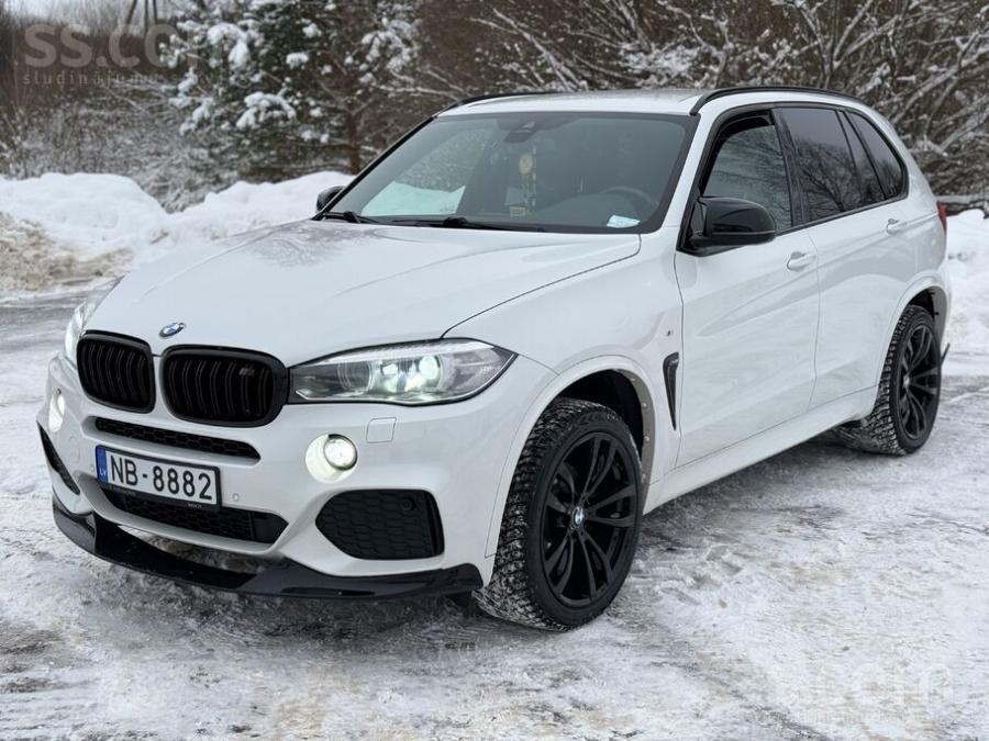 Balts BMW X5 2017 Daugavpils, ar dzinēja tilpumu 3.00 L un nobraukumu 157 tūkst. km par 29000 €, foto 2 vietnē AUTOMOTO.COM.LV