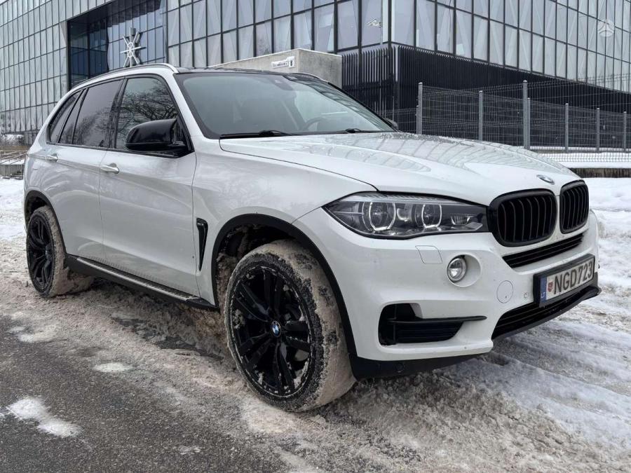 Balts BMW X5 2017 Viļņa, ar dzinēja tilpumu 2.99 L un nobraukumu 345 tūkst. km par 23500 €, foto 4 vietnē AUTOMOTO.COM.LV