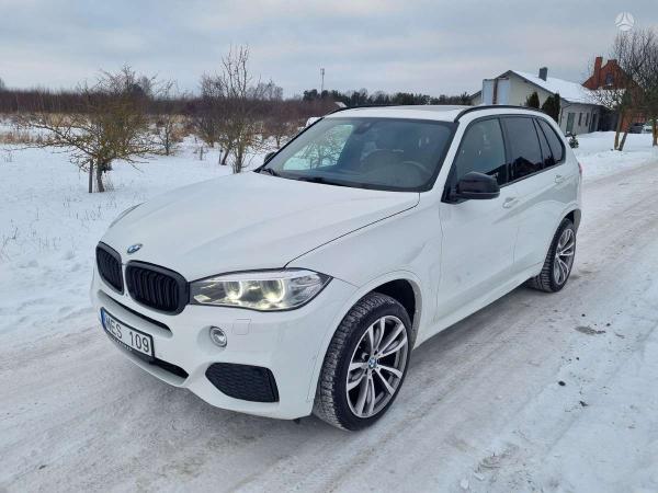 White BMW X5 2017 in Kaunas, with an engine capacity of 2.98 L and mileage of 133 thousand km for 21000 €, photo 7 on AUTOMOTO.COM.LV