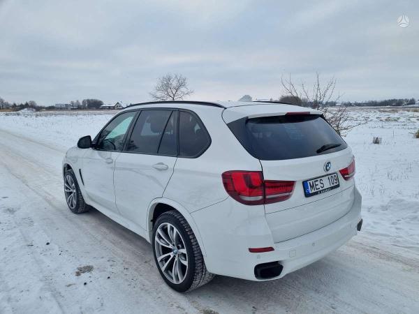 White BMW X5 2017 in Kaunas, with an engine capacity of 2.98 L and mileage of 133 thousand km for 21000 €, photo 8 on AUTOMOTO.COM.LV