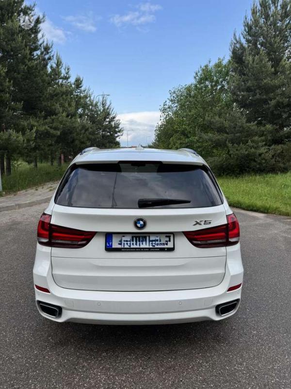 Balts BMW X5 2017 Šalčininkai, ar dzinēja tilpumu 3.00 L un nobraukumu 140 tūkst. km par 26000 €, foto 3 vietnē AUTOMOTO.COM.LV