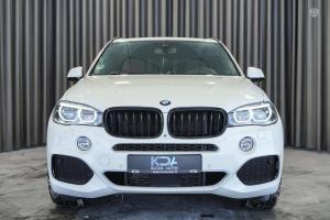 White BMW X5 2017 in Marijampole, with an engine capacity of 2.99 L and mileage of 259 thousand km for 25950 €, photo 3 on AUTOMOTO.COM.LV
