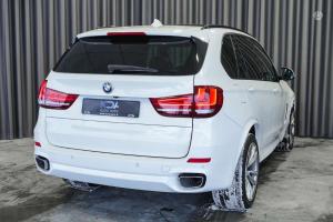 White BMW X5 2017 in Marijampole, with an engine capacity of 2.99 L and mileage of 259 thousand km for 25950 €, photo 11 on AUTOMOTO.COM.LV
