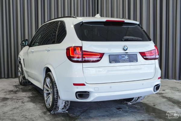 White BMW X5 2017 in Marijampole, with an engine capacity of 3.00 L and mileage of 259 thousand km for 25950 €, photo 9 on AUTOMOTO.COM.LV