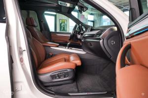 Balts BMW X5 2017 Marijampole, ar dzinēja tilpumu 3.00 L un nobraukumu 259 tūkst. km par 25850 €, foto 34 vietnē AUTOMOTO.COM.LV