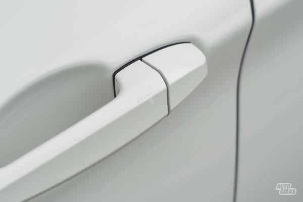 Белый БМВ Х5 2017 в Вильнюс, объемом двигателя 3.00 л и пробегом 141 тыс. км за 23950 €, фото 6 на AUTOMOTO.COM.LV