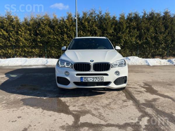 Balts BMW X5 2017 Rīga, ar dzinēja tilpumu 3.00 L un nobraukumu 237 tūkst. km par 25550 €, foto 2 vietnē AUTOMOTO.COM.LV