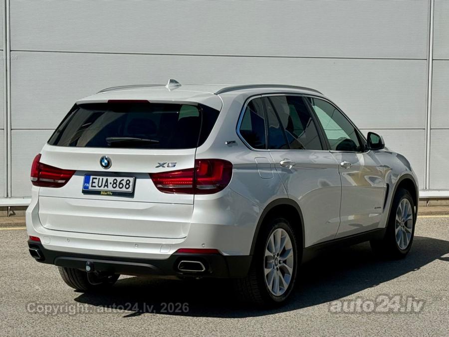 Balts BMW X5 2017 Tallina, ar dzinēja tilpumu 2.00 L un nobraukumu 201 tūkst. km par 16490 €, foto 7 vietnē AUTOMOTO.COM.LV